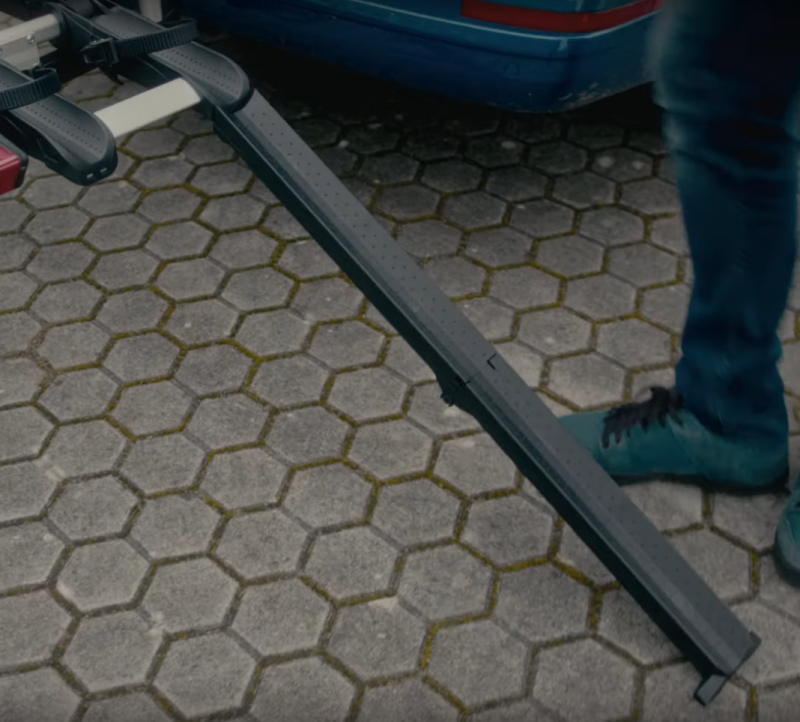 Uebler Auf- und Überfahrschiene inkl. Transporttasche – komfortable Auffahrrampe für Uebler ...